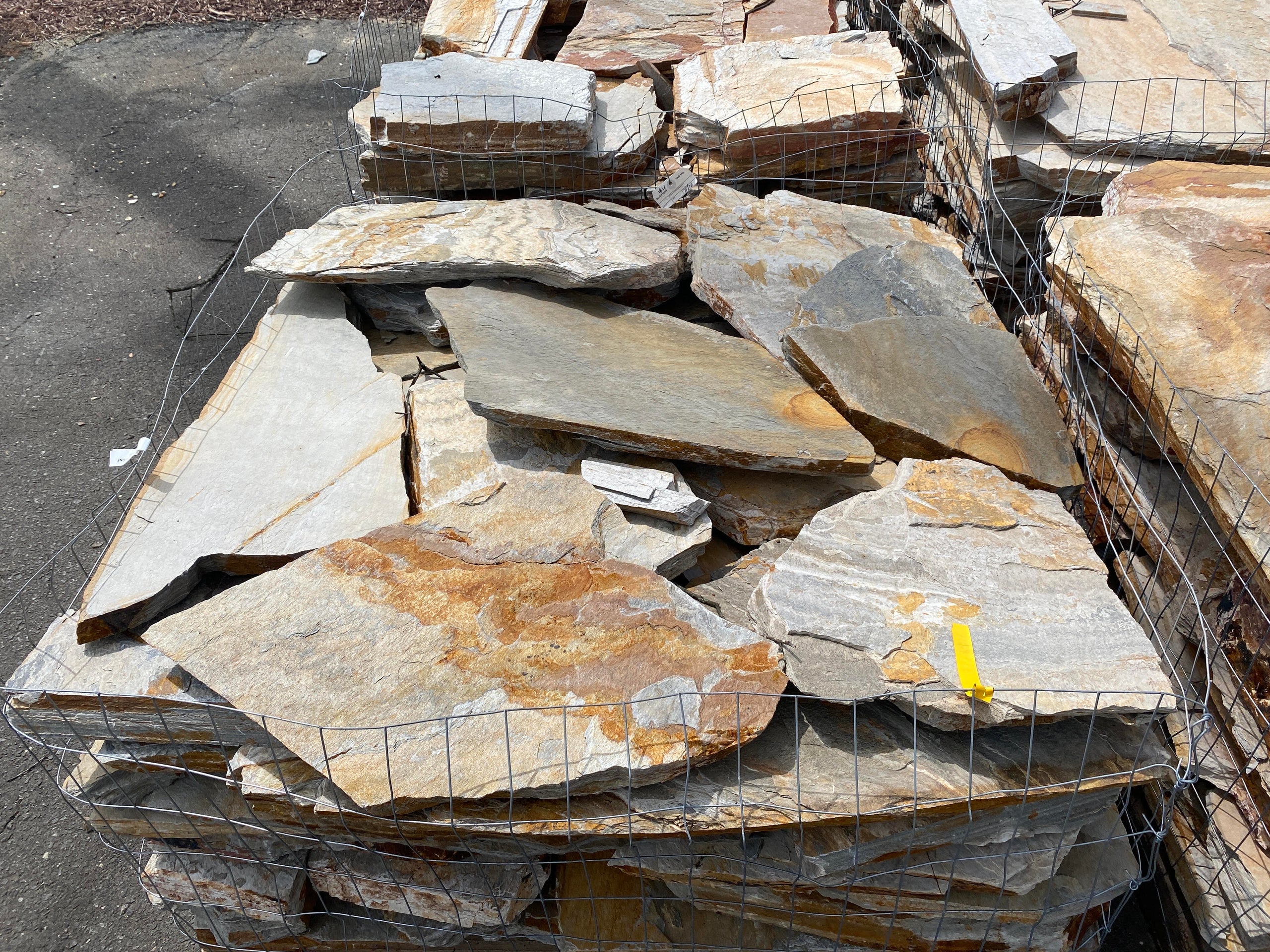 Mountain Mist Flagstone | Rocky River Materials